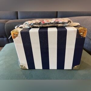 Aldo | Bags | Aldo Chearia Box Bag | Poshmark